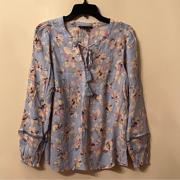 Zac & Rachel | Tops | Zac Rachel Floral Blouse | Poshmark